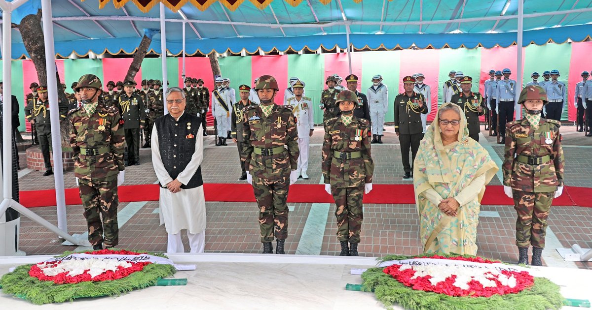 President, PM pay homage to Bangabandhu at Tungipara