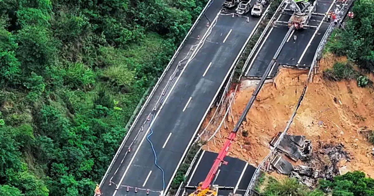 Over 20 dead after highway collapses in southern China