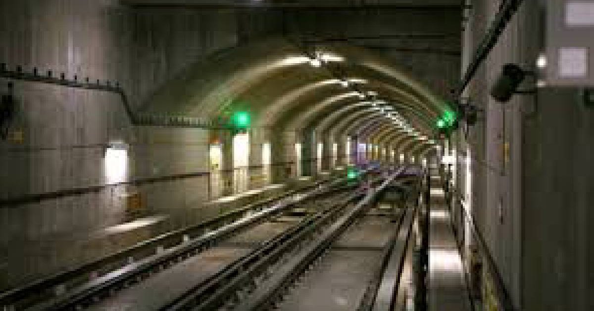 Airport-Kamalapur metro rail construction underway