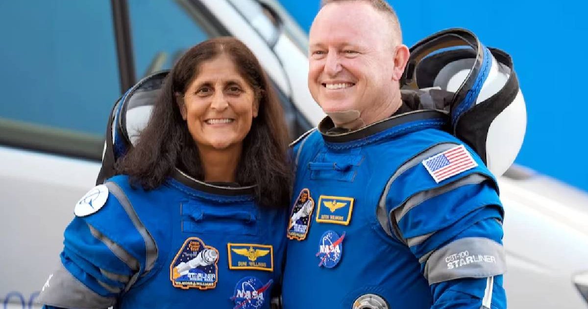 NASA astronauts return to earth