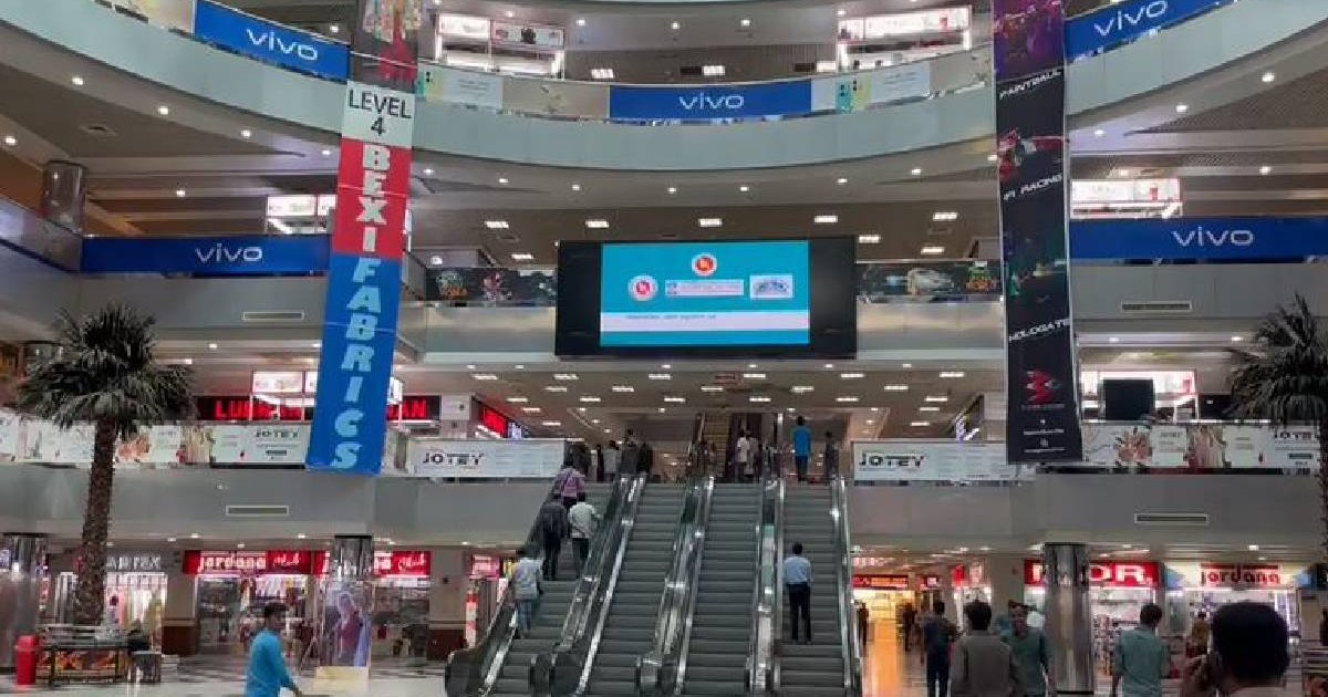 Shops, malls to stay open until 10pm